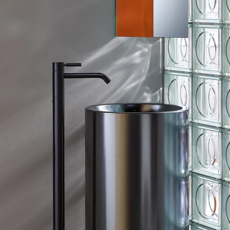 META Chrome : Single-lever basin mixer with stand pipe without pop-up waste