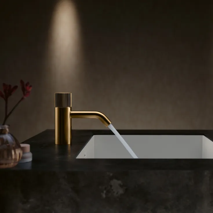 META Light Gold cepillado (PVD) : Touchfree Grifería de lavabo con ...