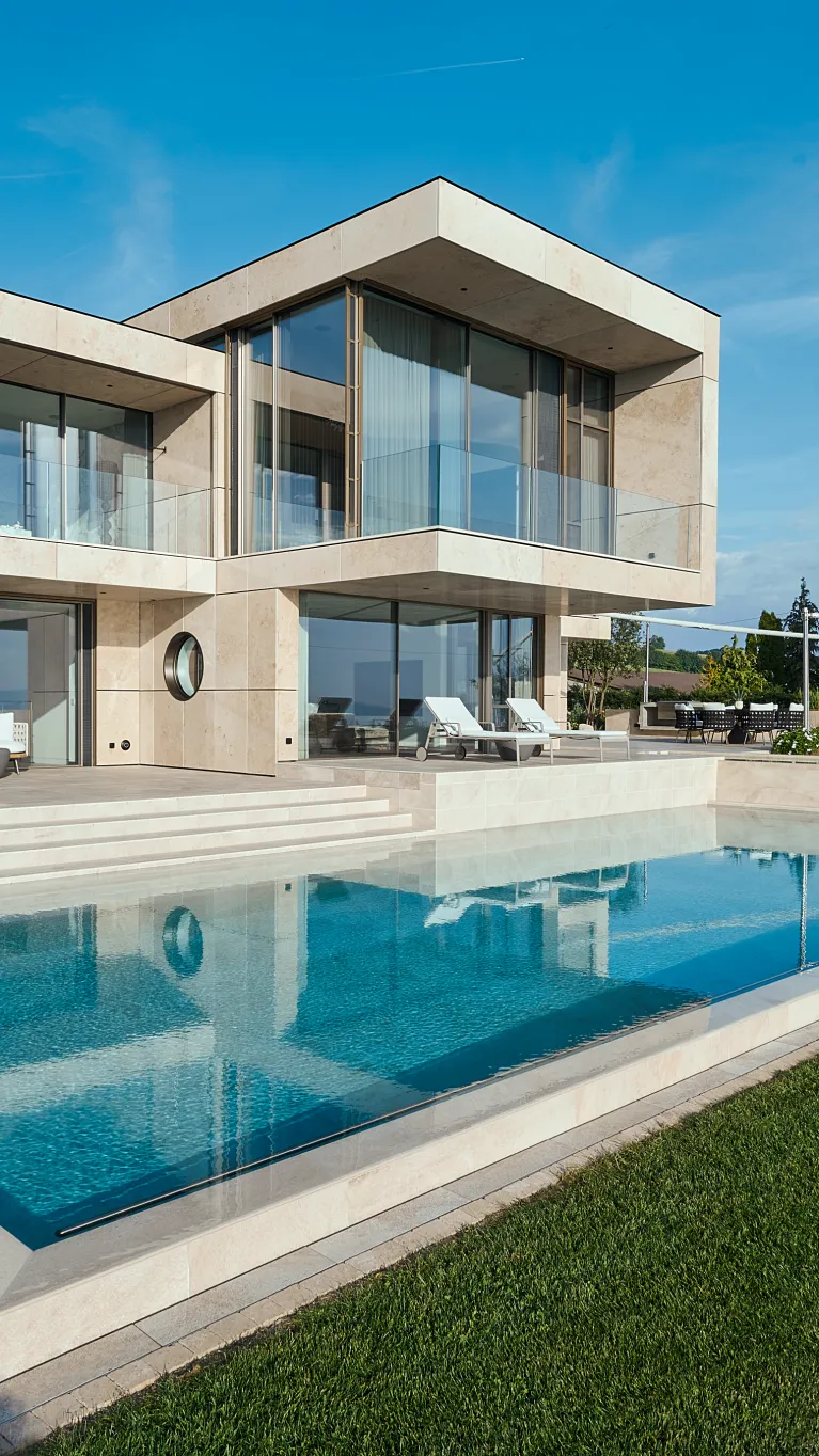 Moderne Villa in der Schweiz | Dornbracht